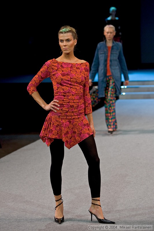 Autumn 2004 Fashion Fair Gallery